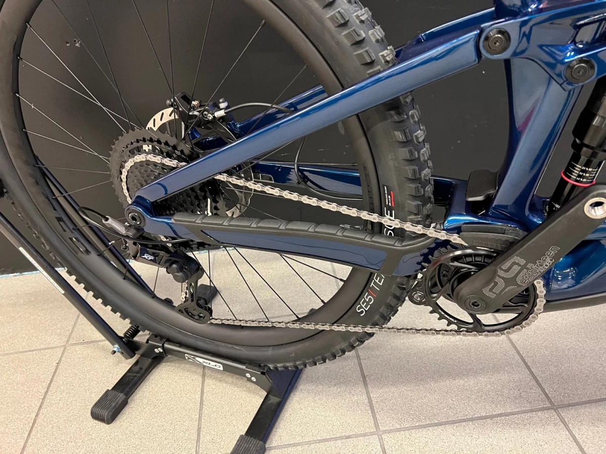 Trek Fuel Exe 9.8 Xt Eu L Blue Demo - - Trek - Stisykkel